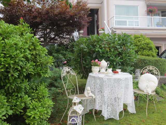 Karen's Cottage and Castle: A Lazy Hazy Summer Tea